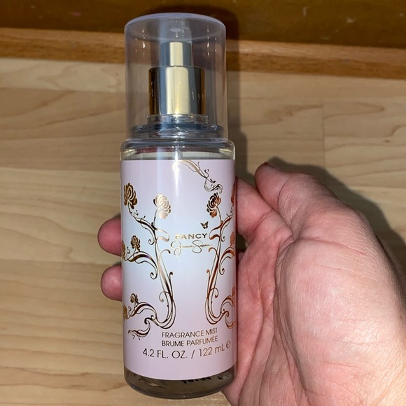 Jessica Simpson | Bath & Body | Brand New Fragrance 42 Fl Oz Parfume ...